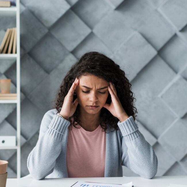 Scalp Popping in Boston: Dangers of Hair Cracking Explained