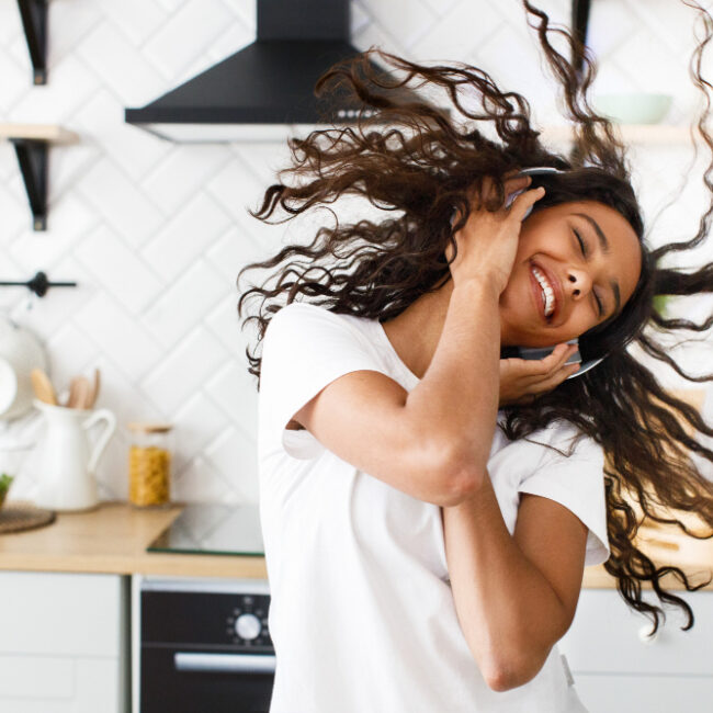 Brazilian Botox vs Brazilian Blowout: What to Choose